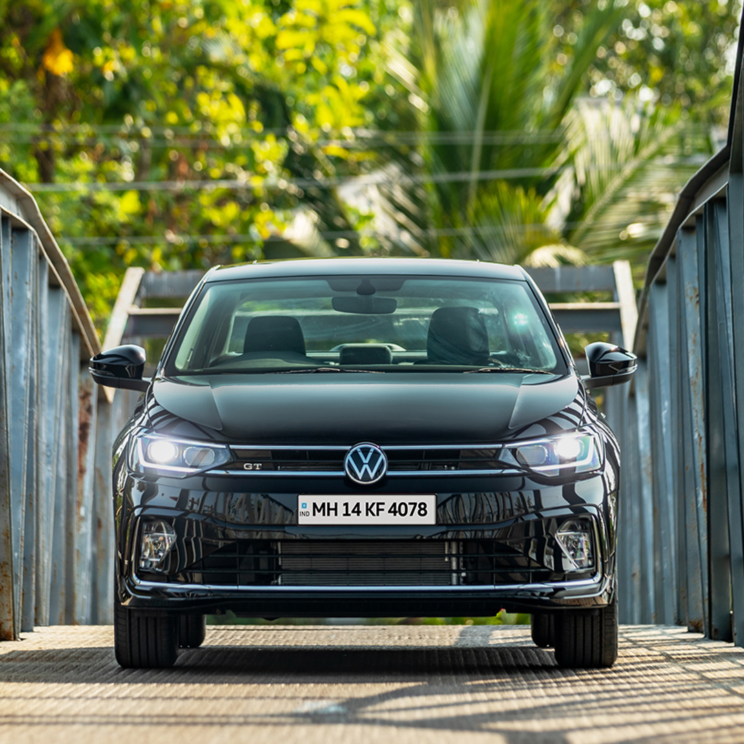 Volkswagen Polo Black Colour Pictures