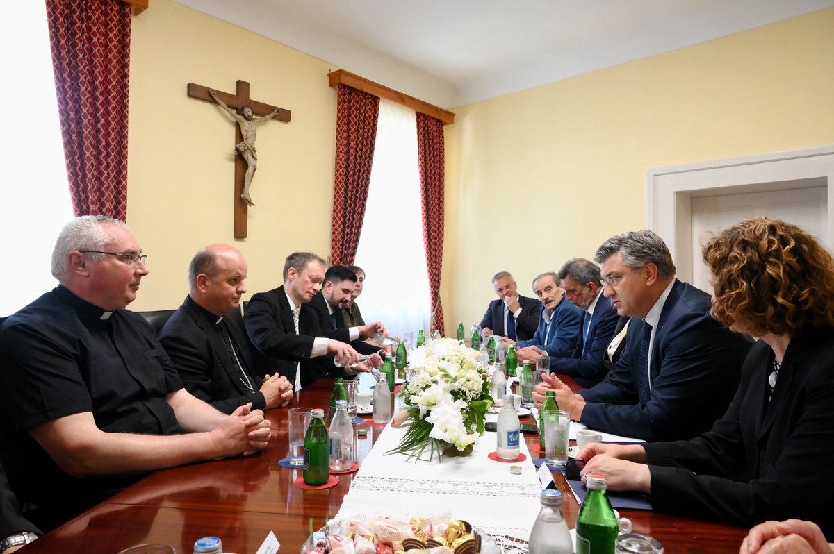 Andrej Plenković on Twitter: Andrej Plenković on Twitter: