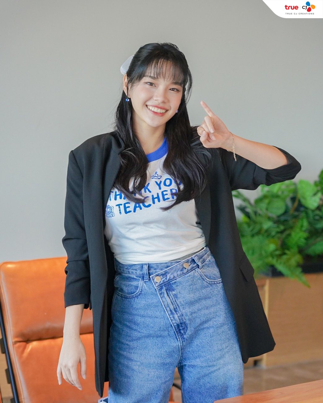 True CJ Creations on Twitter: "สวยหล่อกันเเบบเรียงคน”ครู&นักเรียน” #ThankYouTeacher พร้อมเเล้ว ...
