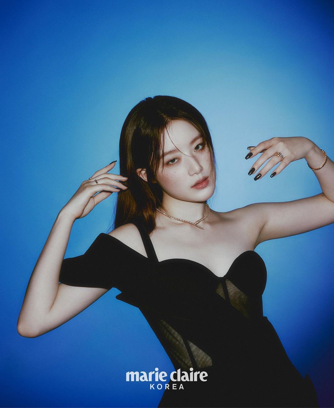 spéir | comms open on Twitter: "RT @archivegidle: shuhua for marie claire korea july issue https ...