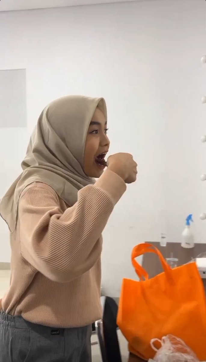 atha on Twitter: "lagi nyate sama si bungsu nih mamiii"