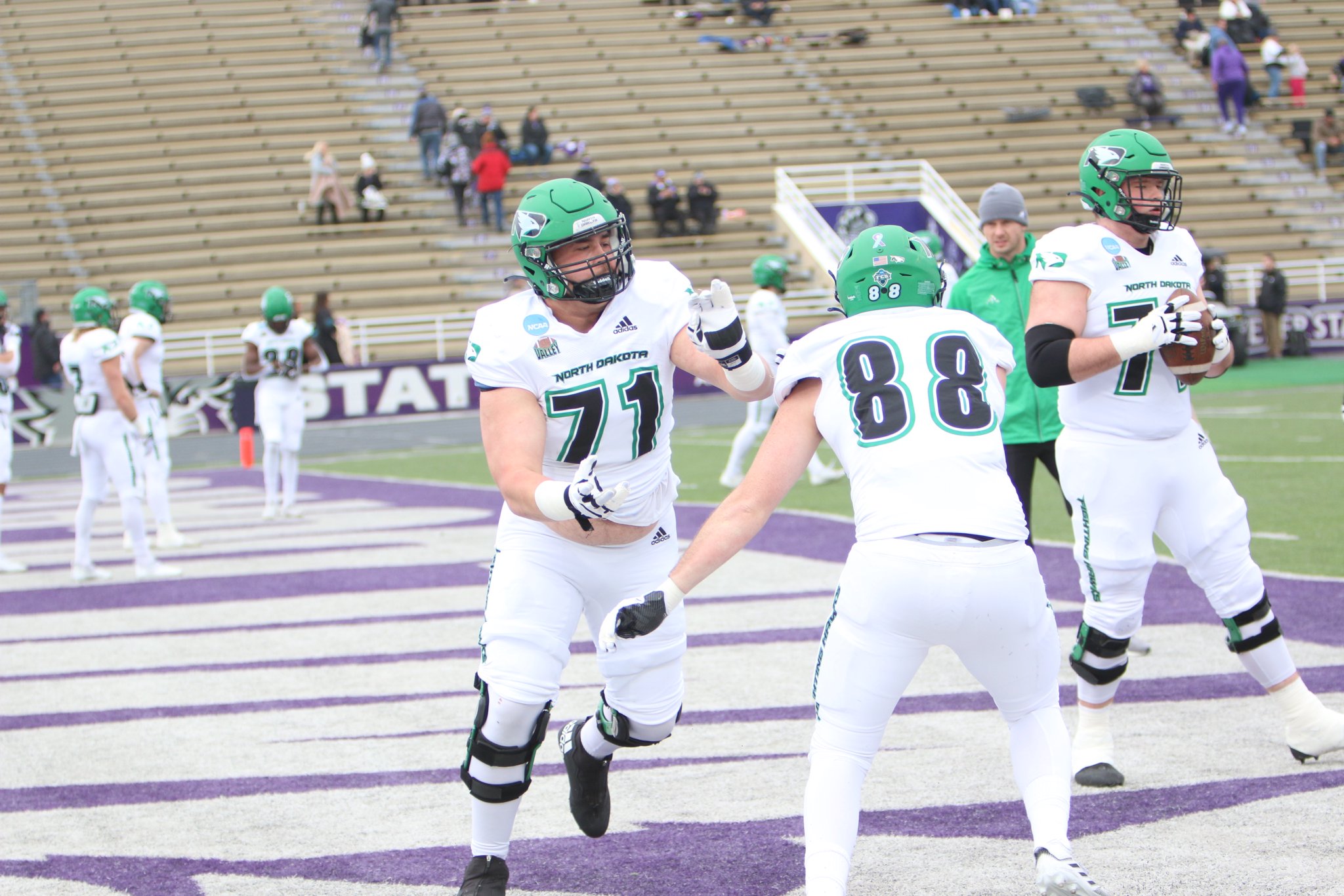 UND 🏈 Recruiting 🦅 on Twitter: "⭐️71 to go! - #71 Seth Anderson, OL⭐️ Major: Kinesiology ...