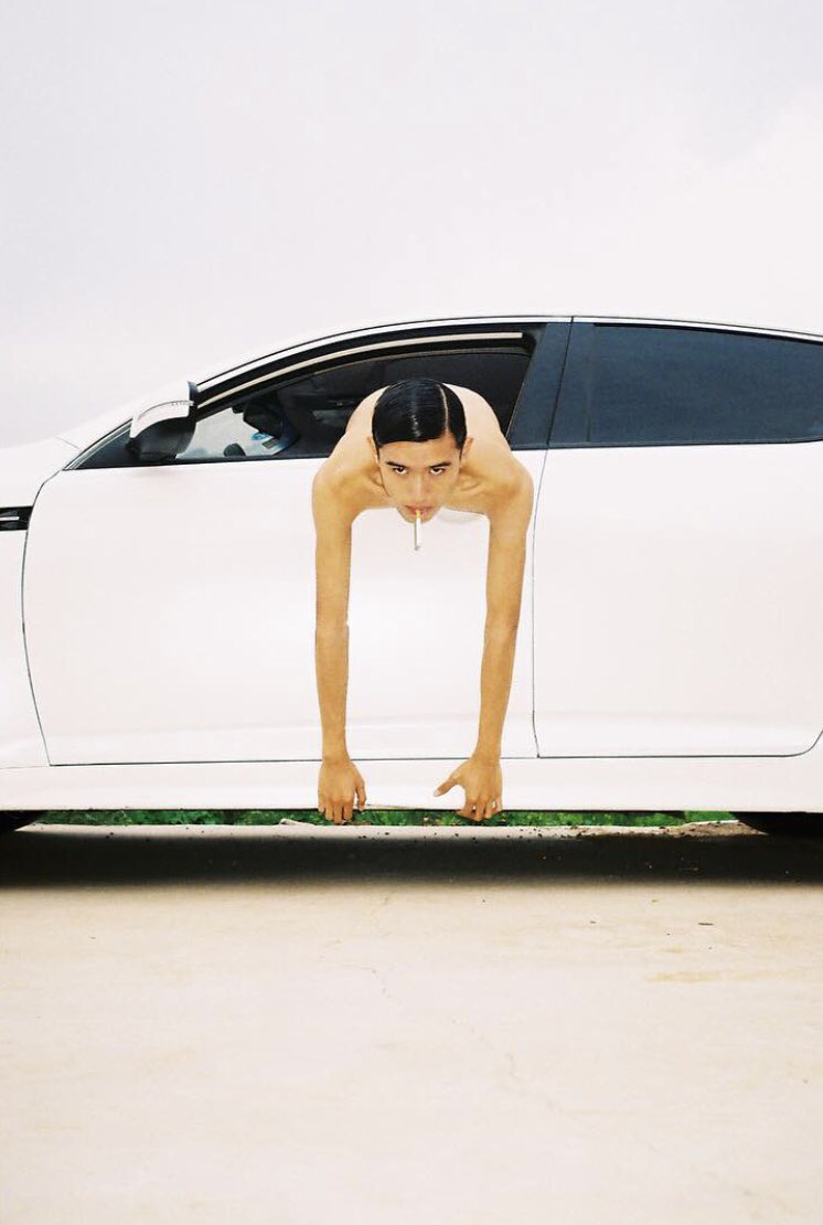 Berliner on Twitter: "RT @dredogue: ‘Untitled’ by Ren Hang (Boys Don’t Cry magazine, 2016)"