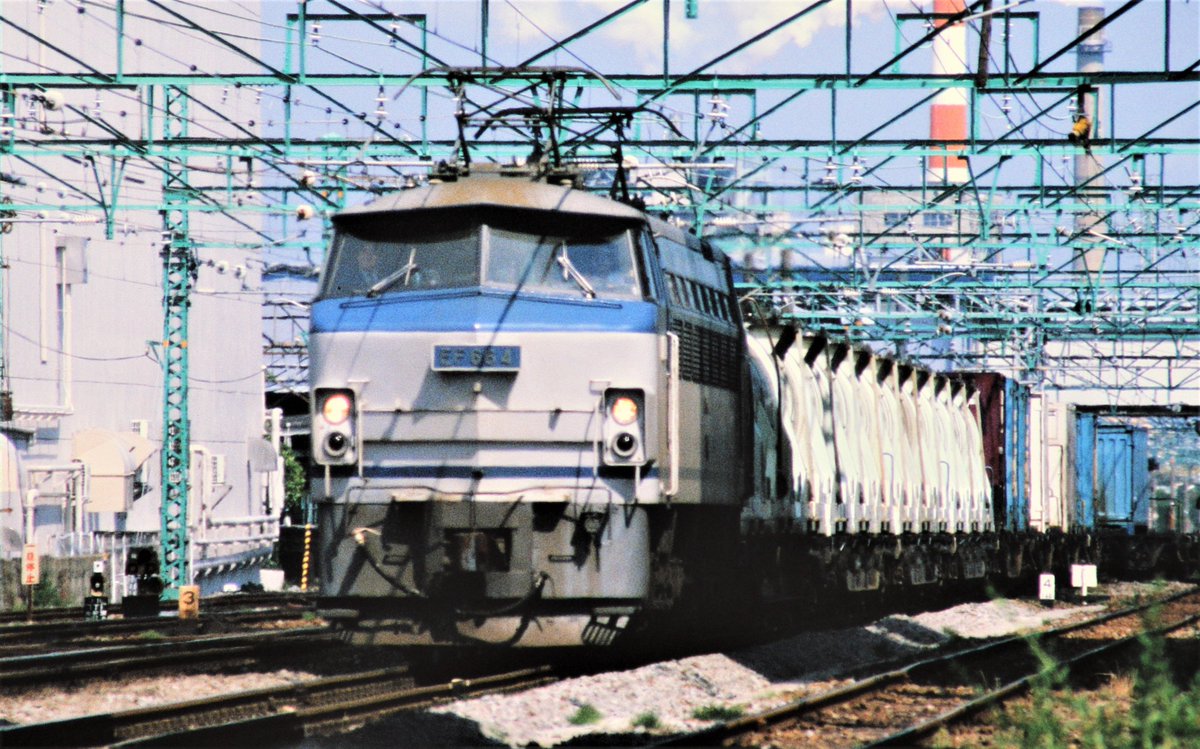 空鉄 on Twitter: "富士駅を通過するEF66 4牽引の貨物列車"