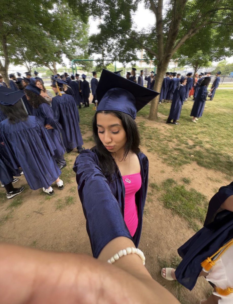 malak on Twitter: "next stop —> college"