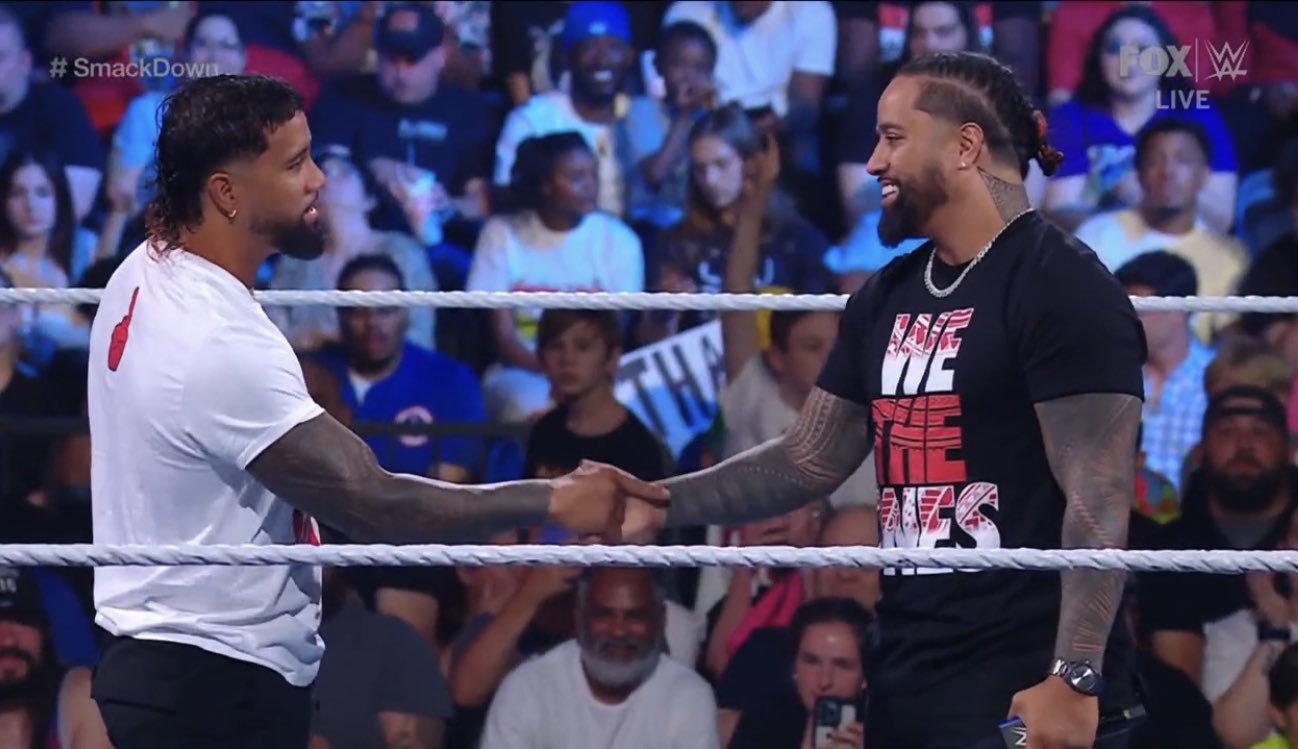 Sportskeeda Wrestling on Twitter: "Frame it. 🖼️ #SmackDown #WWE https://t.co/axZtHz2VQr" / Twitter