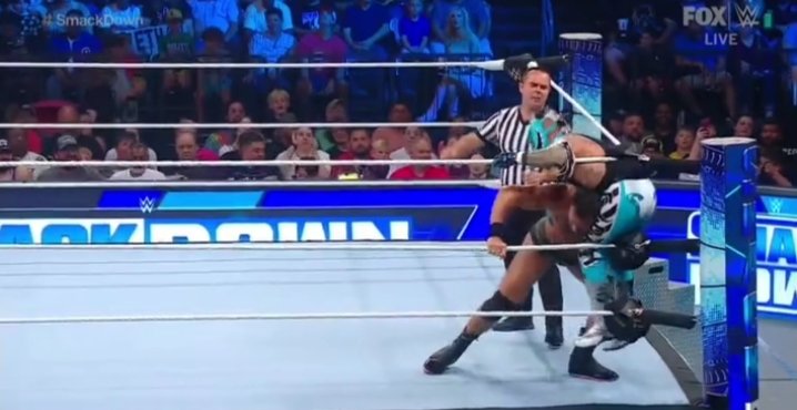 Sportskeeda Wrestling on Twitter: "Early dominance from The Megastar. 👊 #SmackDown #WWE https ...