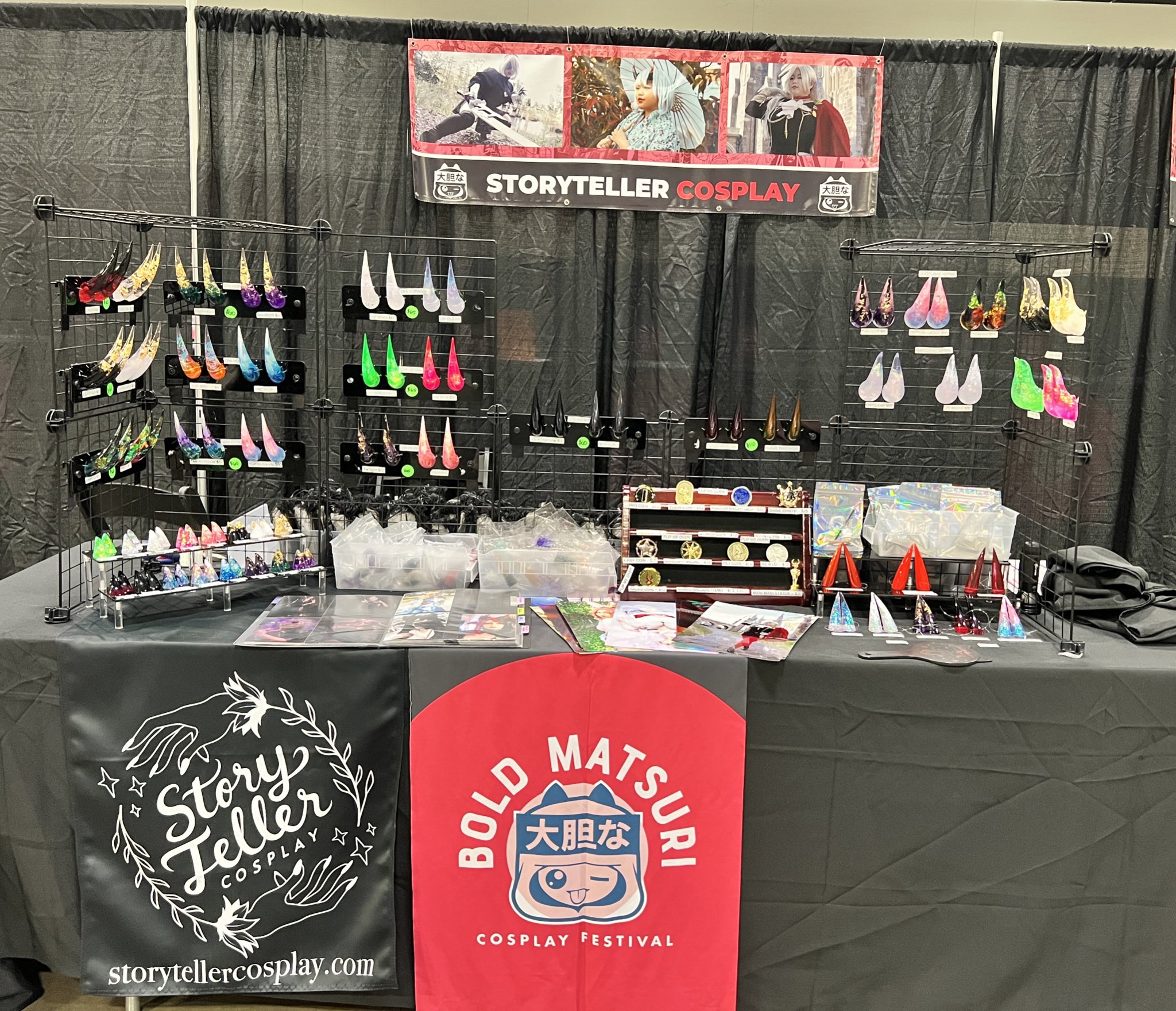 Story Teller Cosplay 🔜 Bold Matsuri on Twitter: "Booth is pretty much set up! Please stop by and ...