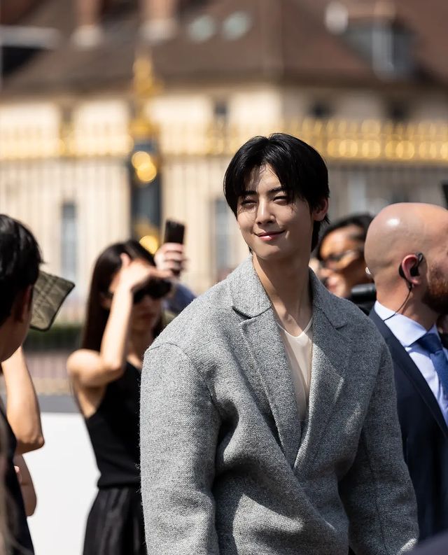 CHA EUNWOO INTERNATIONAL (Fan Account) on Twitter: "📍Joey (Photograher) IG Post "Cha Eunwoo at ...