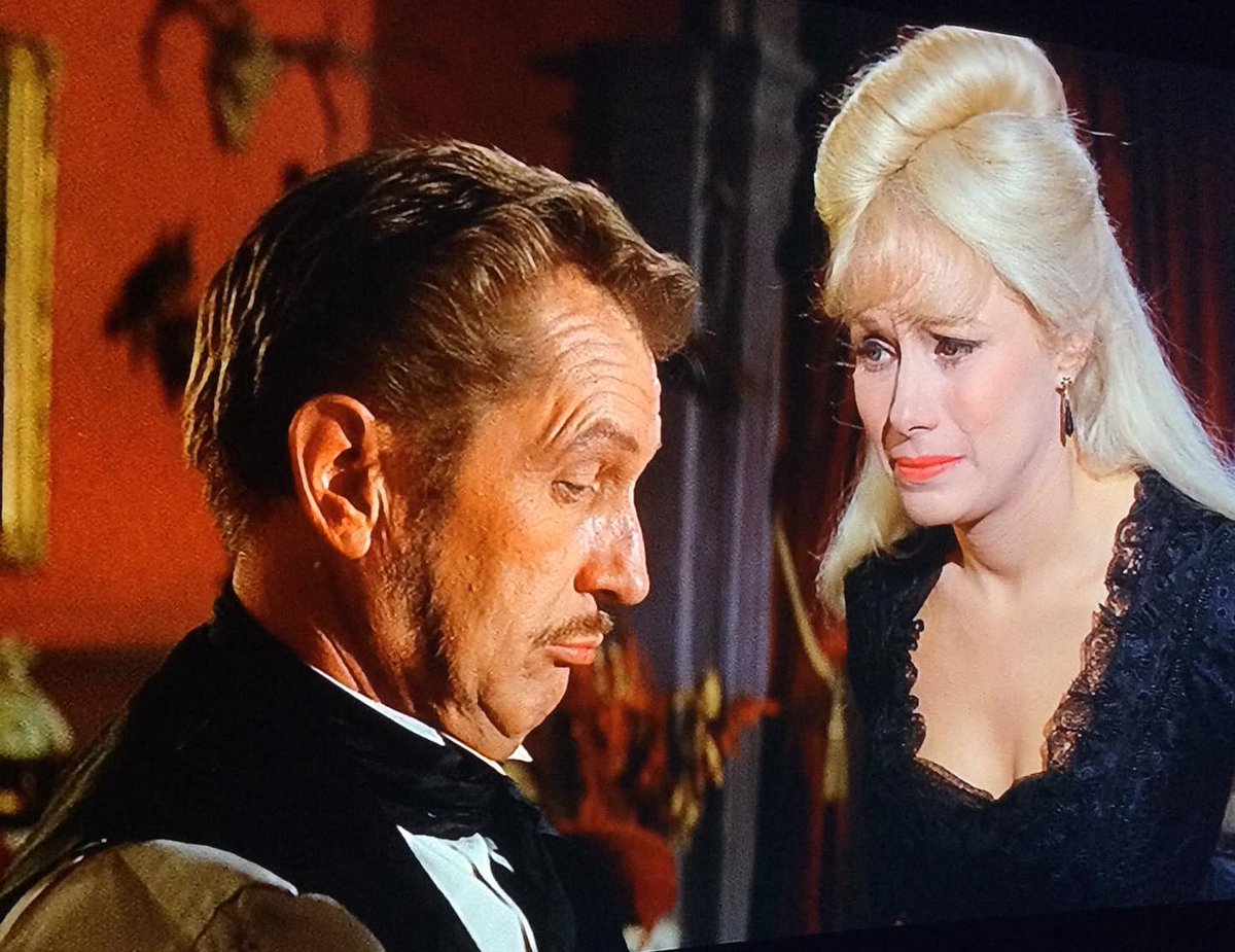 Hammer Horror Films on Twitter: "Vincent Price and Joyce Jameson in 'The Comedy of Terrors' AIP ...