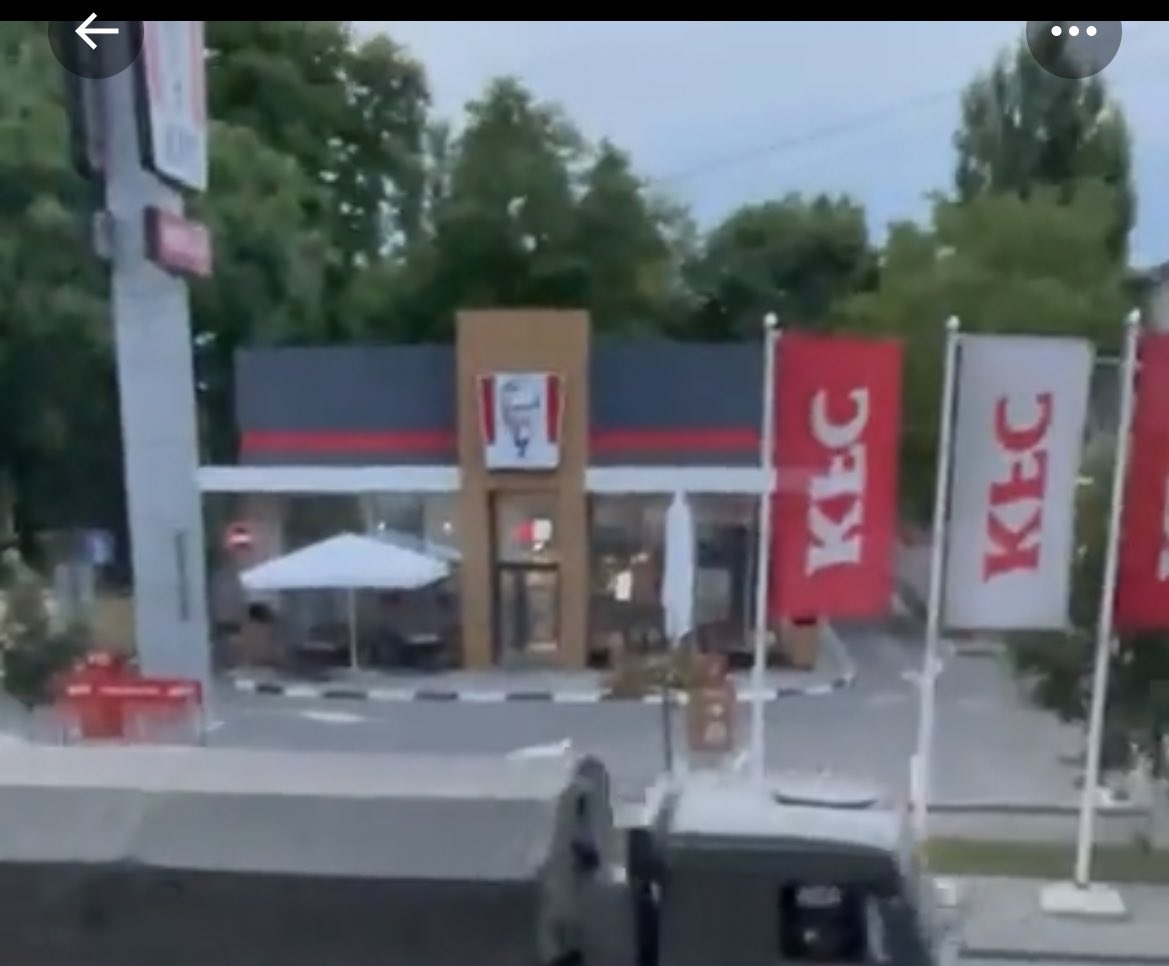 Nitro ️🇺🇦 on Twitter: "@Maks_NAFO_FELLA Wtf is a KFC doing there?! https://t.co/4zmnlKvfNo ...