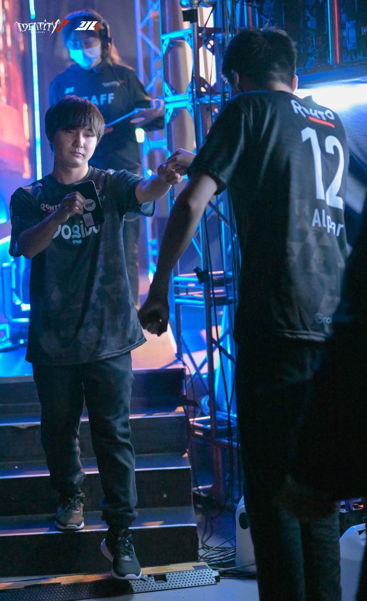 【公式】IdentityⅤ第五人格eスポーツ事務所 on Twitter: "#第五人格IJL 現場写真 FAV vs RC📷 YouTube↓ https://youtu.be ...