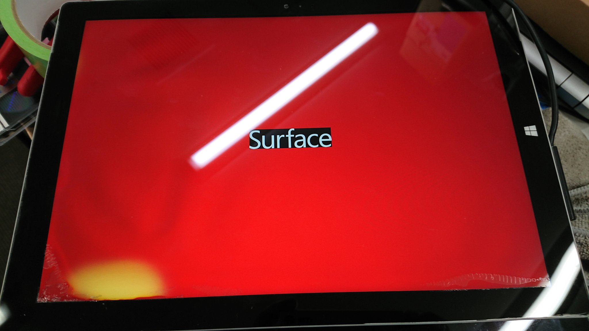 RUNext スタッフ on Twitter: "Surface pro 3 ストレージが認識出来ません 画面に割れや黄色い部分があります うぶんつは起動出来ました ジャンク品です ￥ ...
