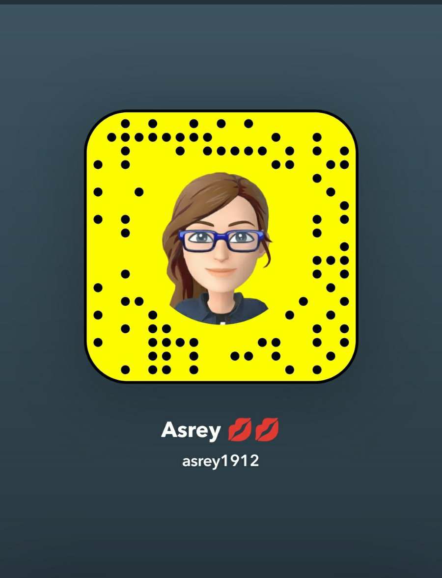 Angel Nora on Twitter: "Add me snapchat and retweeted my post Snapcode :asrey1912"