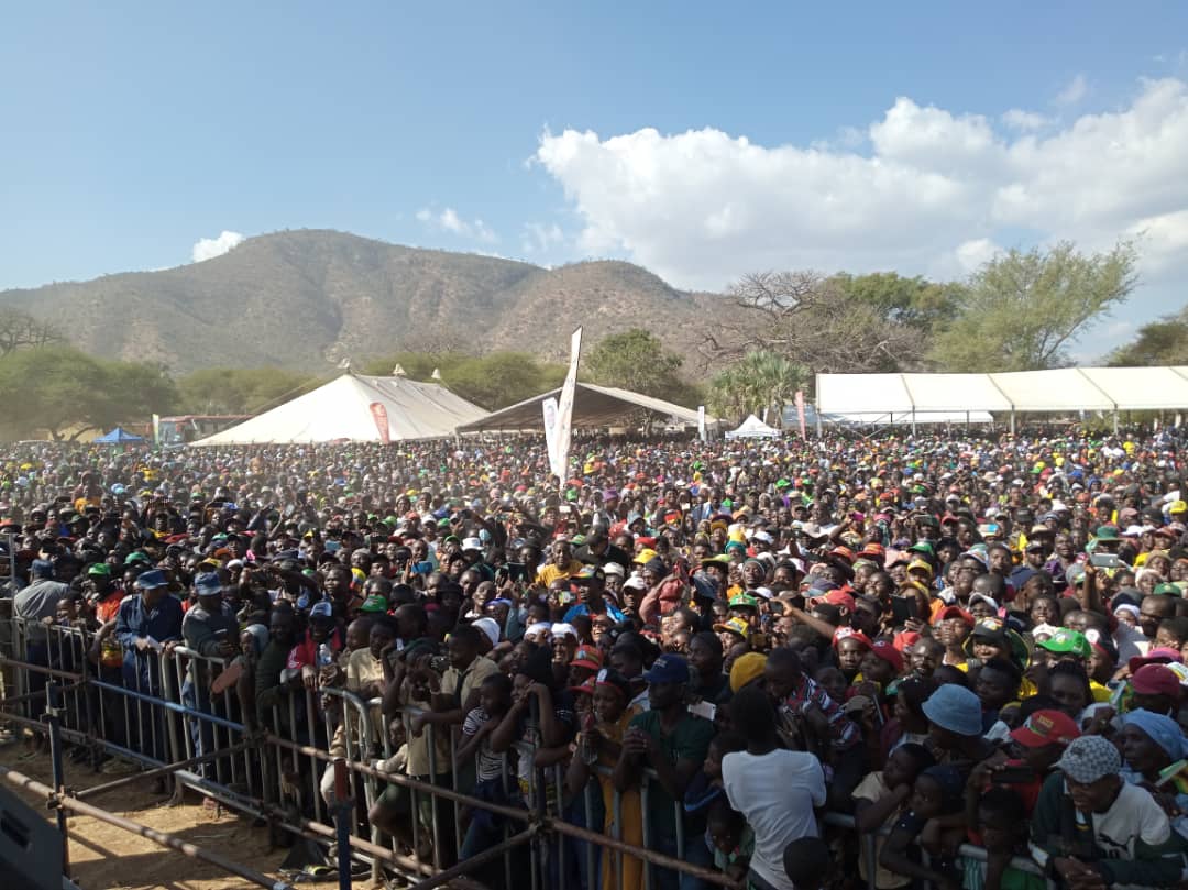 BaShona. on Twitter: "Kana mazviona mochivataurira kuti hakuna kwachinoenda chinhu ichi # ...