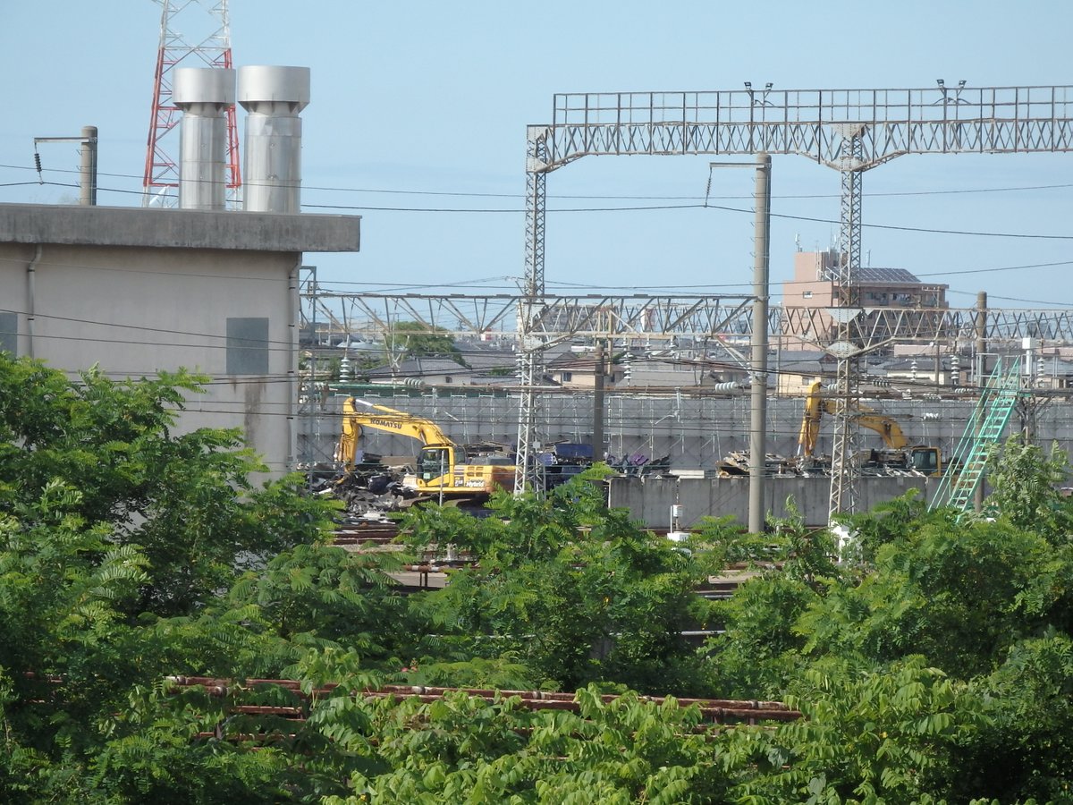 にいてつ on Twitter: "E2系J63編成解体完了 今週残ってた4.5号車も解体が終わり J63編成解体完了 お疲れ様でした。"