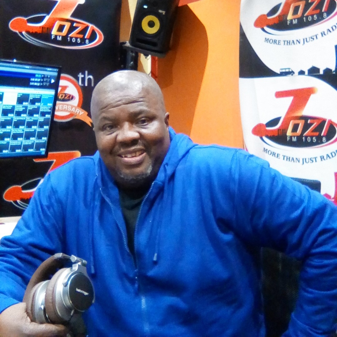 Andrew M22zeli Tshaka on Twitter: "Saturday Radio @it,s best..80.s & 90.s Pushing Radio to It,s ...