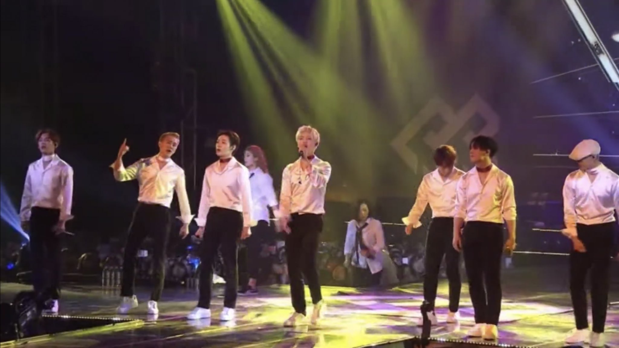 Yejiapsa1004 on Twitter: "What 😏😏 And BTOB get so many vote https://t.co/yFIOAp4jZv" / Twitter