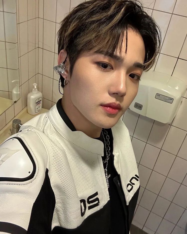 y; move on Twitter: "KIM DOYOUNG OF TREASURE!!!!!"