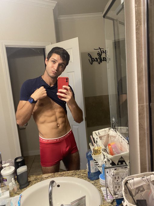 Tw Onlyfans Elliot Finn Pictures And Videos From Twitter