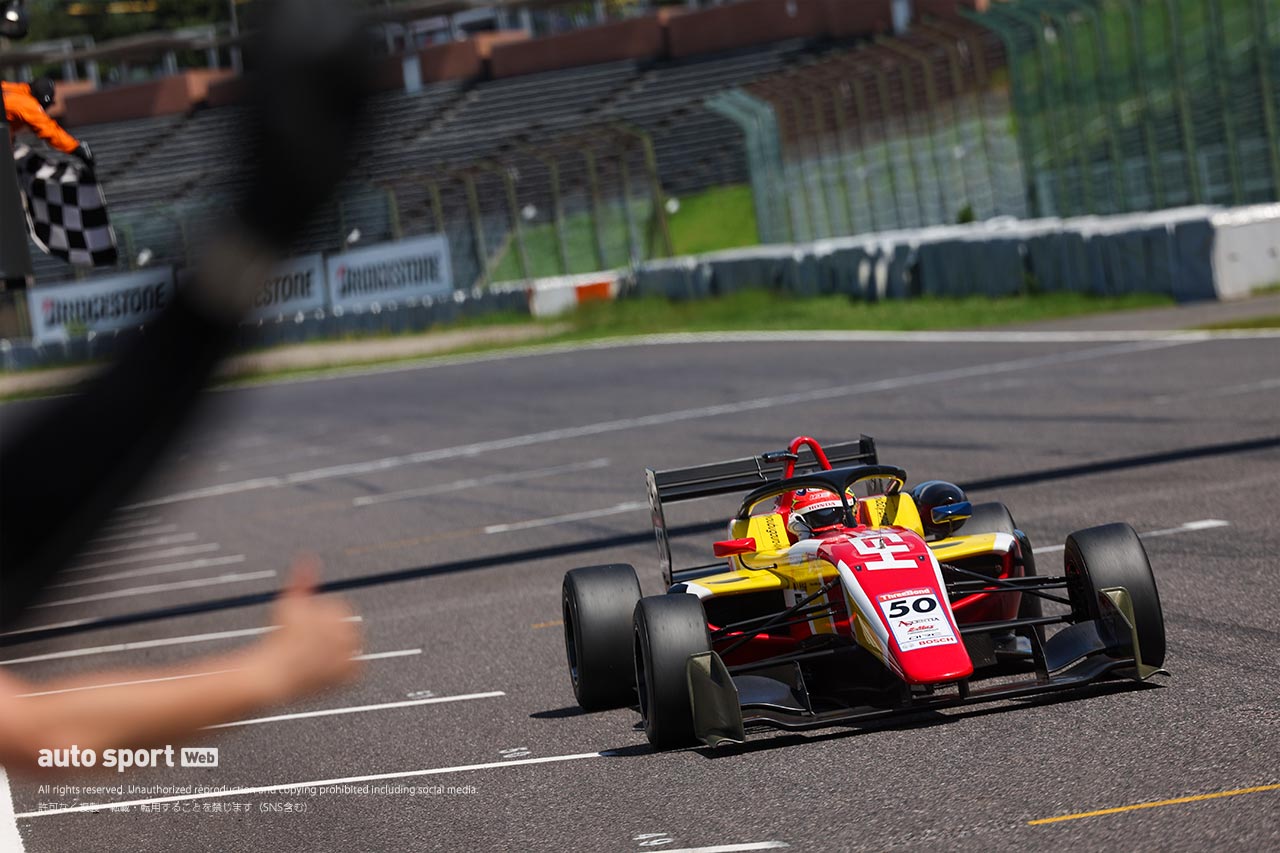 autosport web/オートスポーツweb on Twitter: "全日本スーパーフォーミュラ・ライツ選手権第8戦鈴鹿は木村偉織がポール・トゥ・ウインで今季4勝目 https://t ...