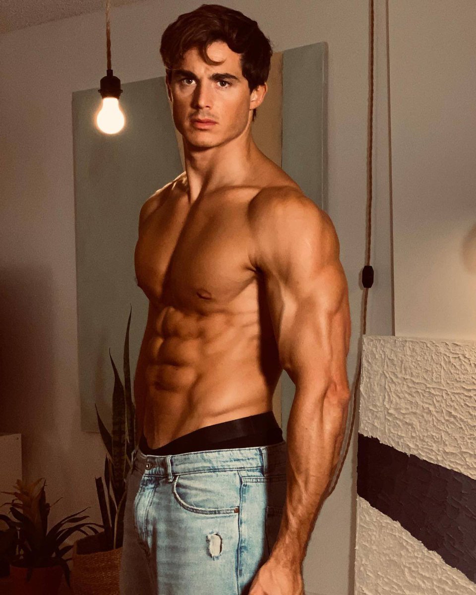 * on Twitter: "— who missed the dilf coach?"