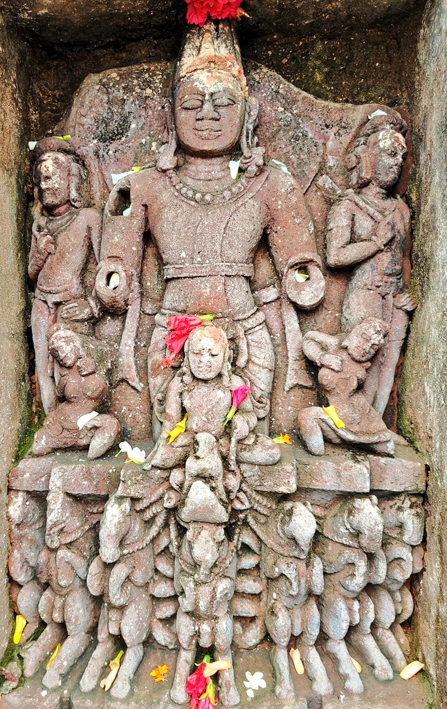 Indian Temple and Architecture™ on Twitter: "RT @jnpankaj: Broken still beautiful. Image of ...