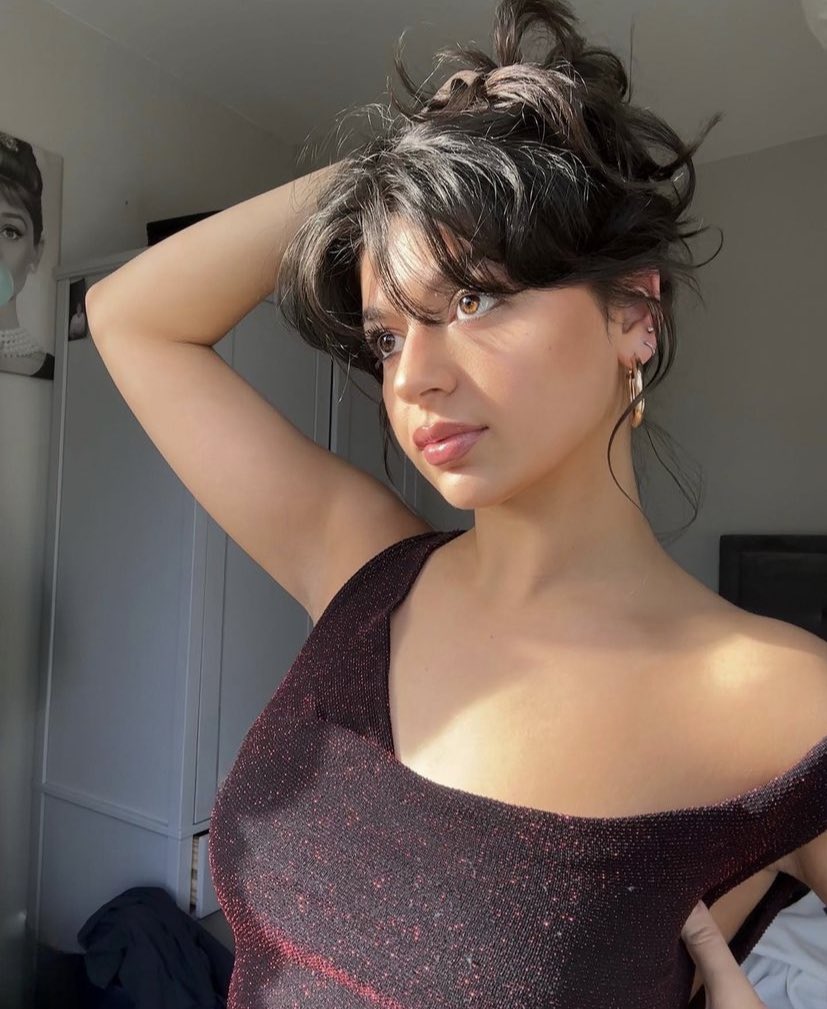 tai PIPRAVI CENTRAL on Twitter: "this girl (georgia or gia aaron?) is followed by two cast ...