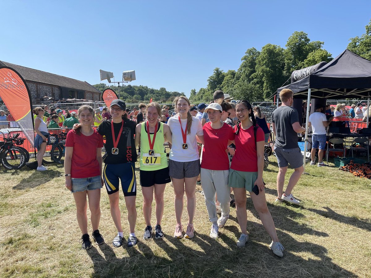 Hannah Rae Thomas supports 🇺🇦 on Twitter: "Faulkner Falcons won 1st place in the women's relay ...