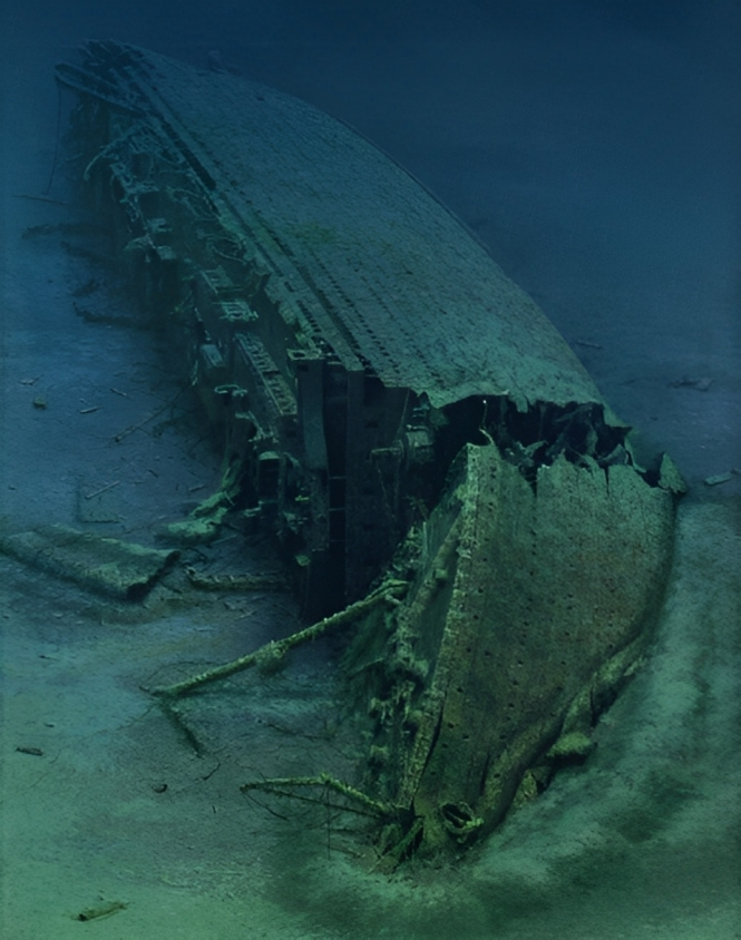 Britannic Sinking