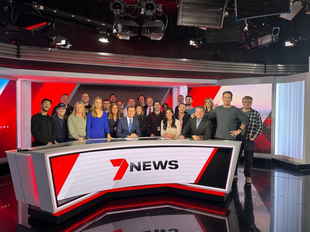 Grace Fitzgibbon on Twitter: "Some of the legendary team behind @7NewsSydney’s last ever 6pm ...