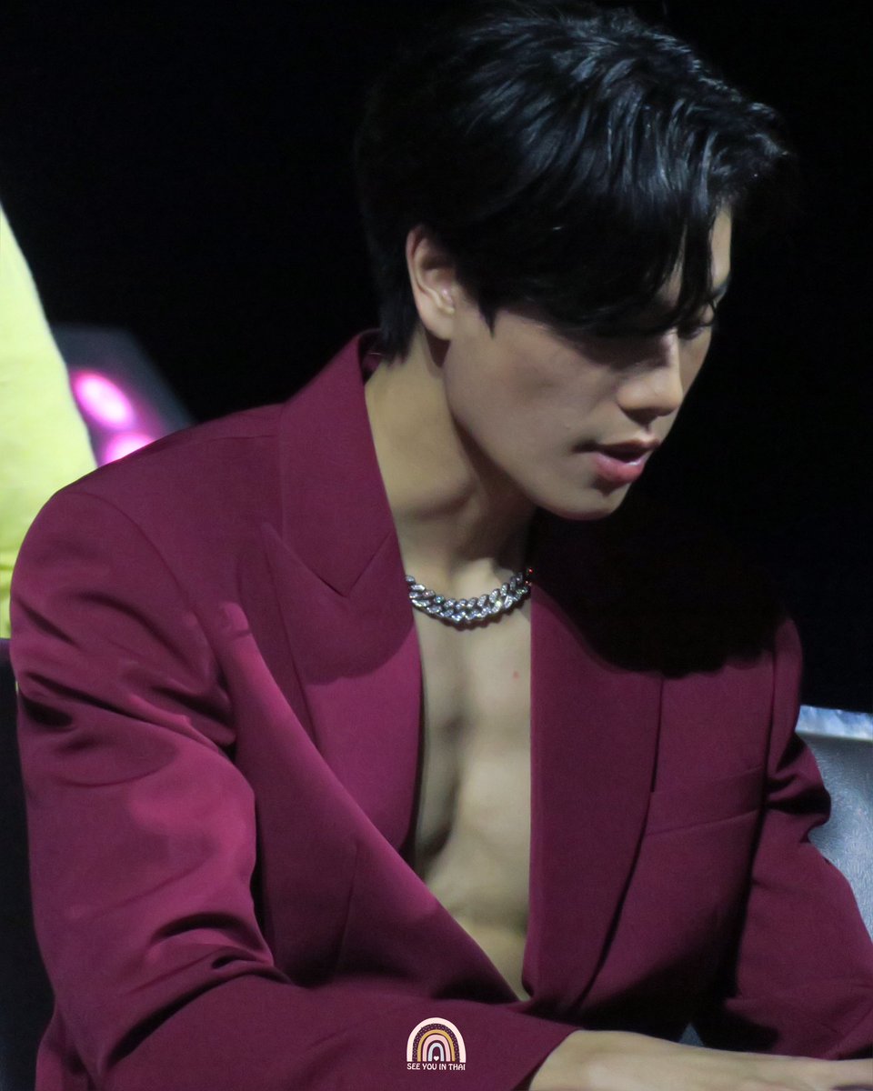 See you in Thai on Twitter: "Hot Phuwin🔥🥵 #LOLFanFest2023D2 #phuwintang @phuwintang #ปอนด์ภูวินทร์"