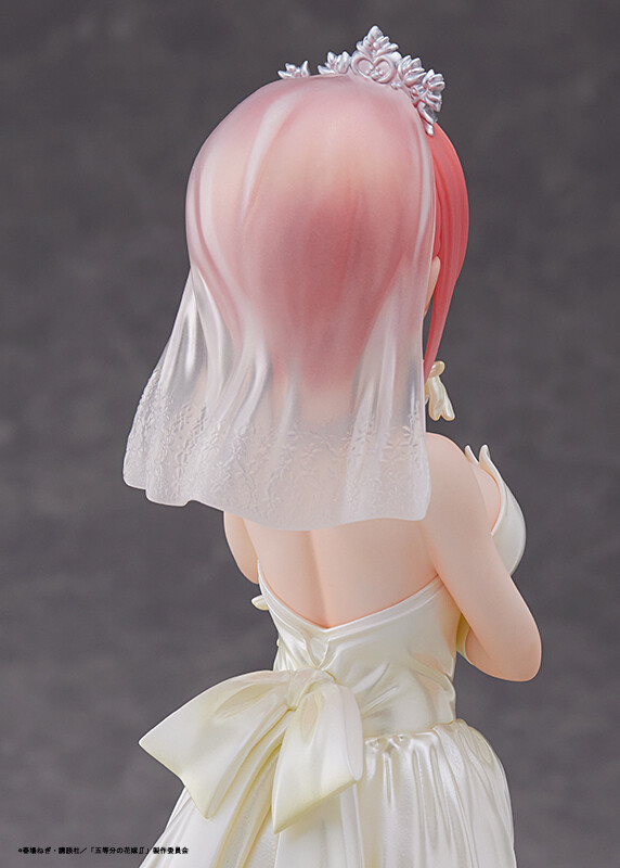 Ruru | MoePop on Twitter: "La figurine 1/7 AMAKUNI de Nakano Ichika Wedding Ver.「The ...