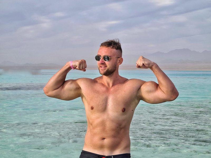 Flirt4Free Europe Guys on Twitter: "Impressive FLOYD C @FloydC110 is online right now, here ...