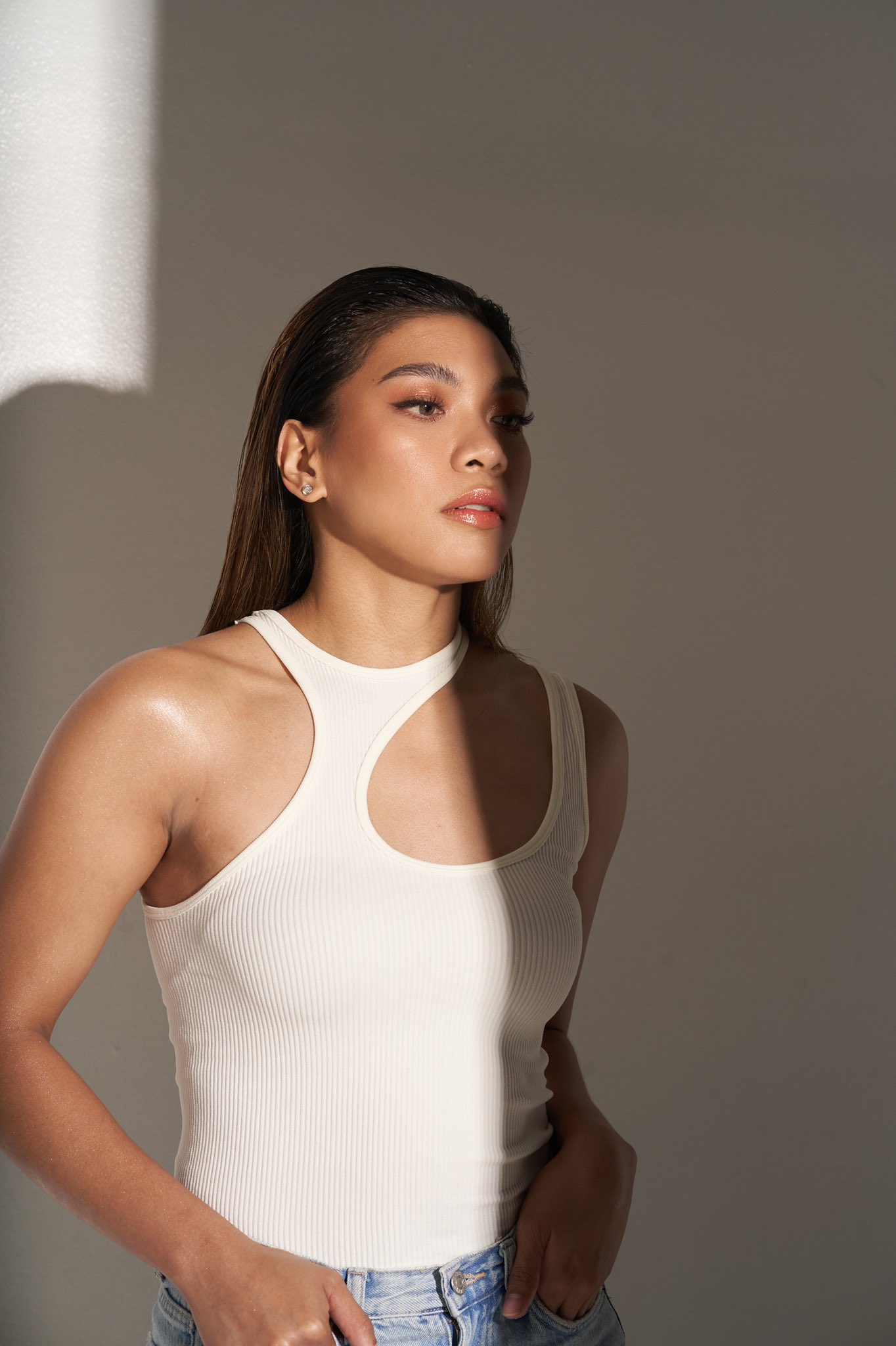 VMG ASIA on Twitter: "#AV30 🤍 Photography by Jan Mayo Makeup by Jason delos Reyes Hair by MJ ...