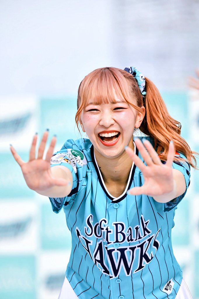 ばりダル.6/23～25 福岡ペイド on Twitter: "RT @_junjun_0505: 😀 #hawkshoneys #Nanami"