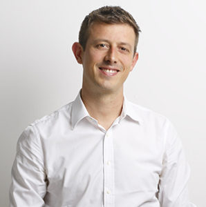 Chris Martin Talks Introducing Sustainability Into Coldplay World Tour ...