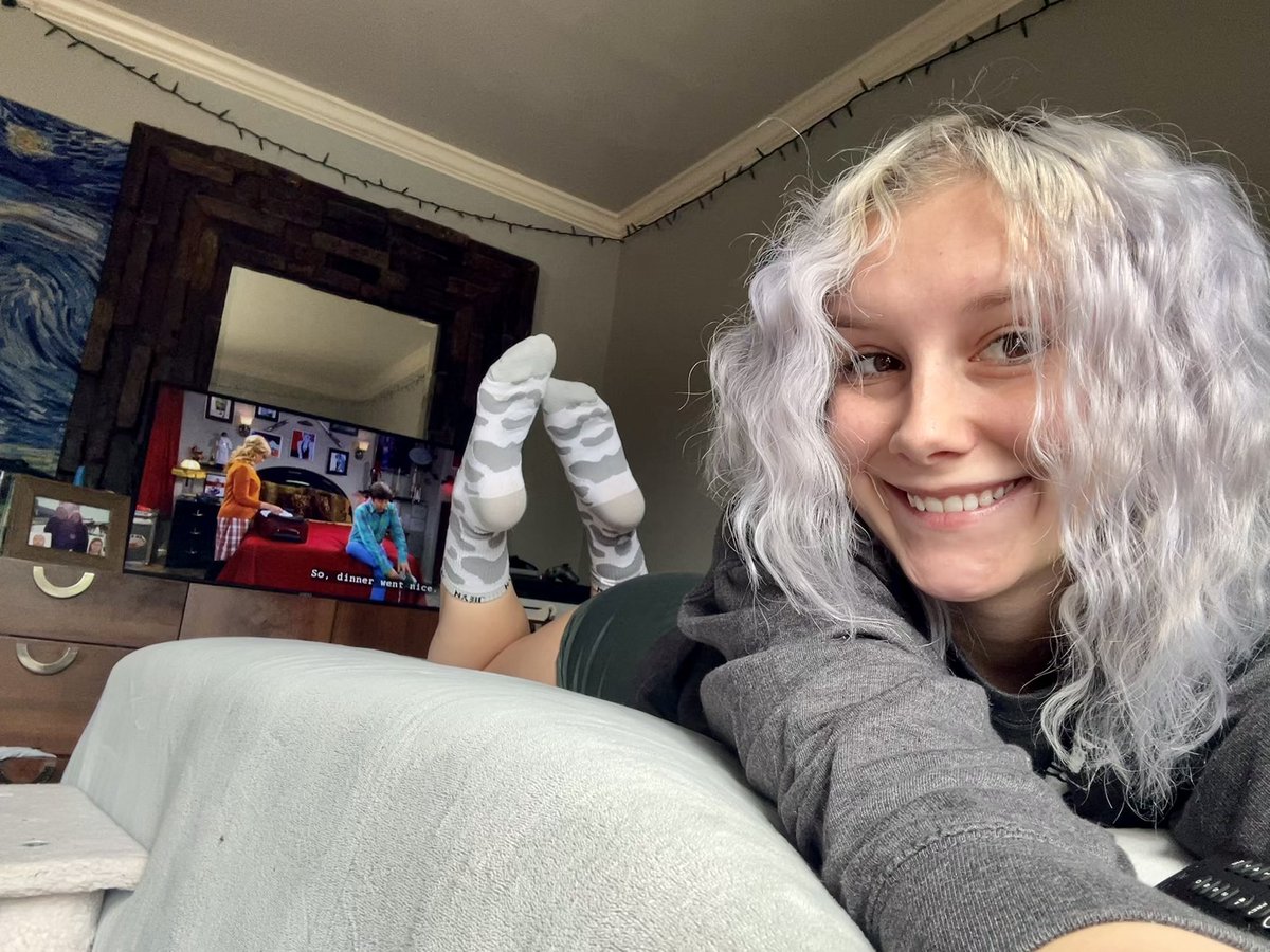 Goddess Luna ♡ On Twitter With Or Without My Stinky Socks