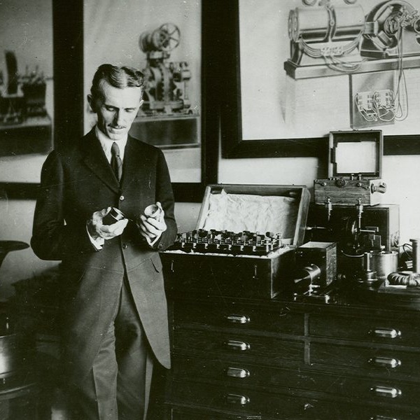 Nikola Tesla's prediction of a smartphone, Collier’s magazine interview ...