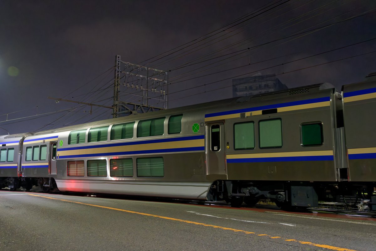 鉄次郎 on Twitter: "2023年6月27日 E235系1000番台グリーン車(F-29・F-30編成用) J-TREC横浜事業所出場 J-TREC横浜事業所〜神武寺 2年半ぶりに ...