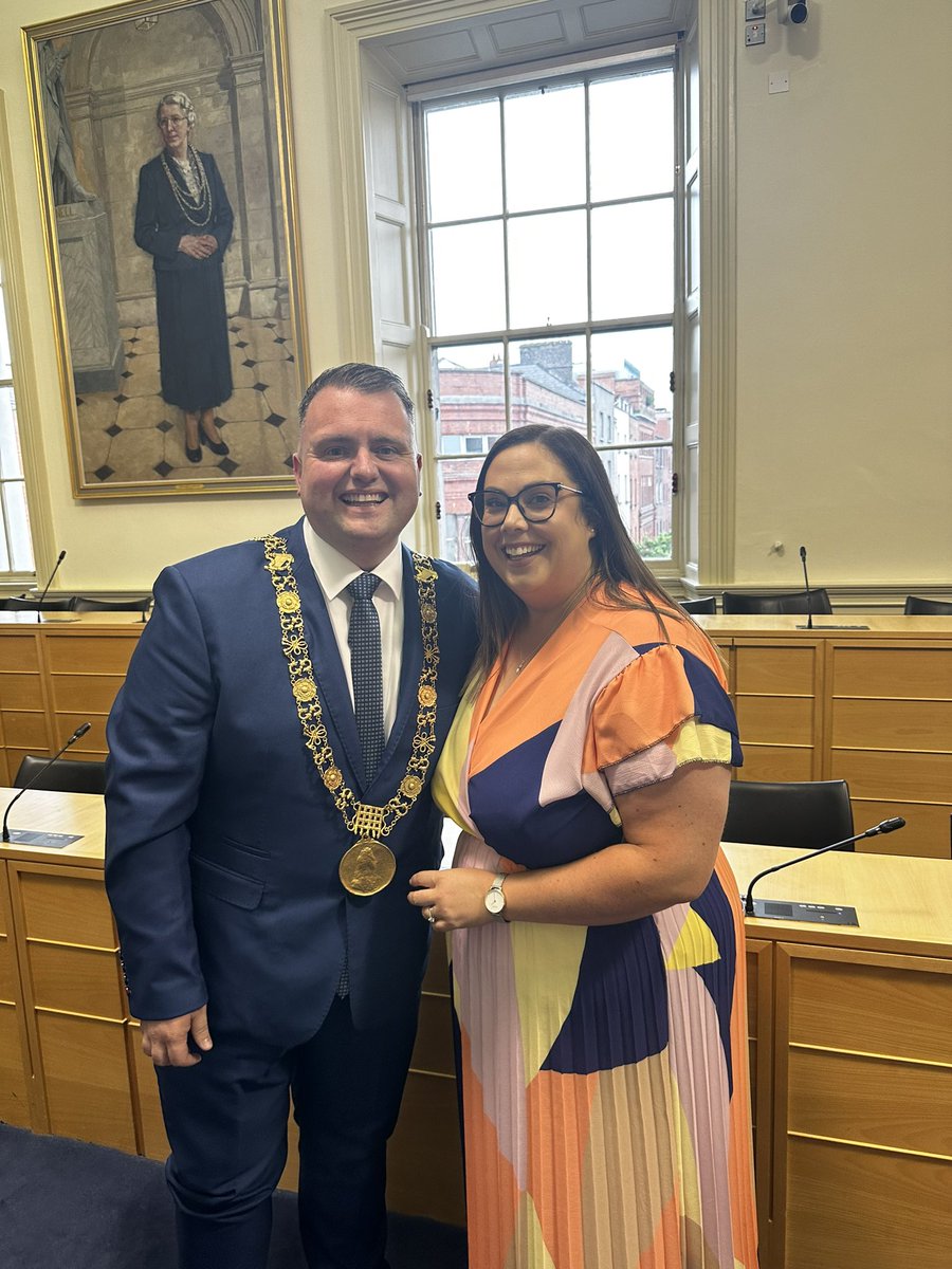 Daithí de Róiste on Twitter: "Tonight I was honored to be elected the 355th Lord Mayor of Dublin ...