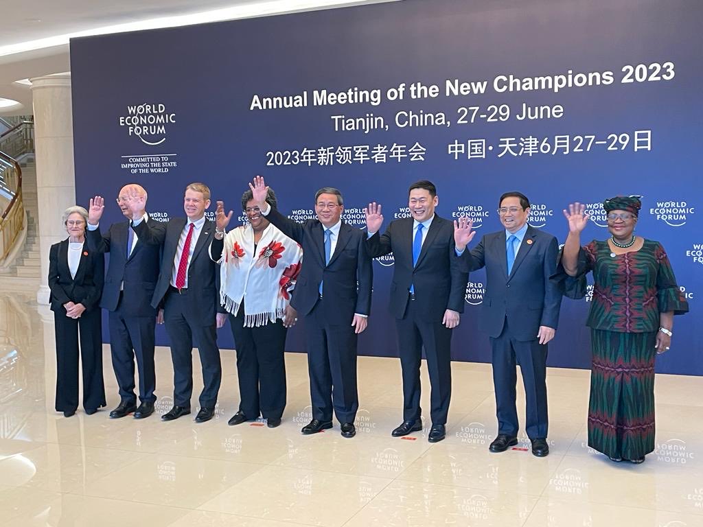 Ngozi Okonjo-Iweala on Twitter: "On the sidelines of the Annual Meetings of the World Economic ...