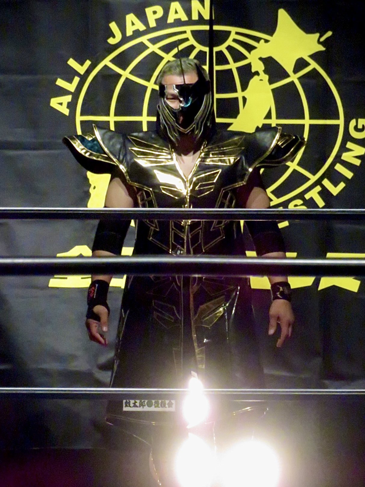 Lupin on Twitter: "戦慄のブルー .•♬ 2023.06.26 全日本プロレス #鈴木鼓太郎 新木場1stRING大会 #ajpwダイナマイトシリーズ2023 #ajpw # ...