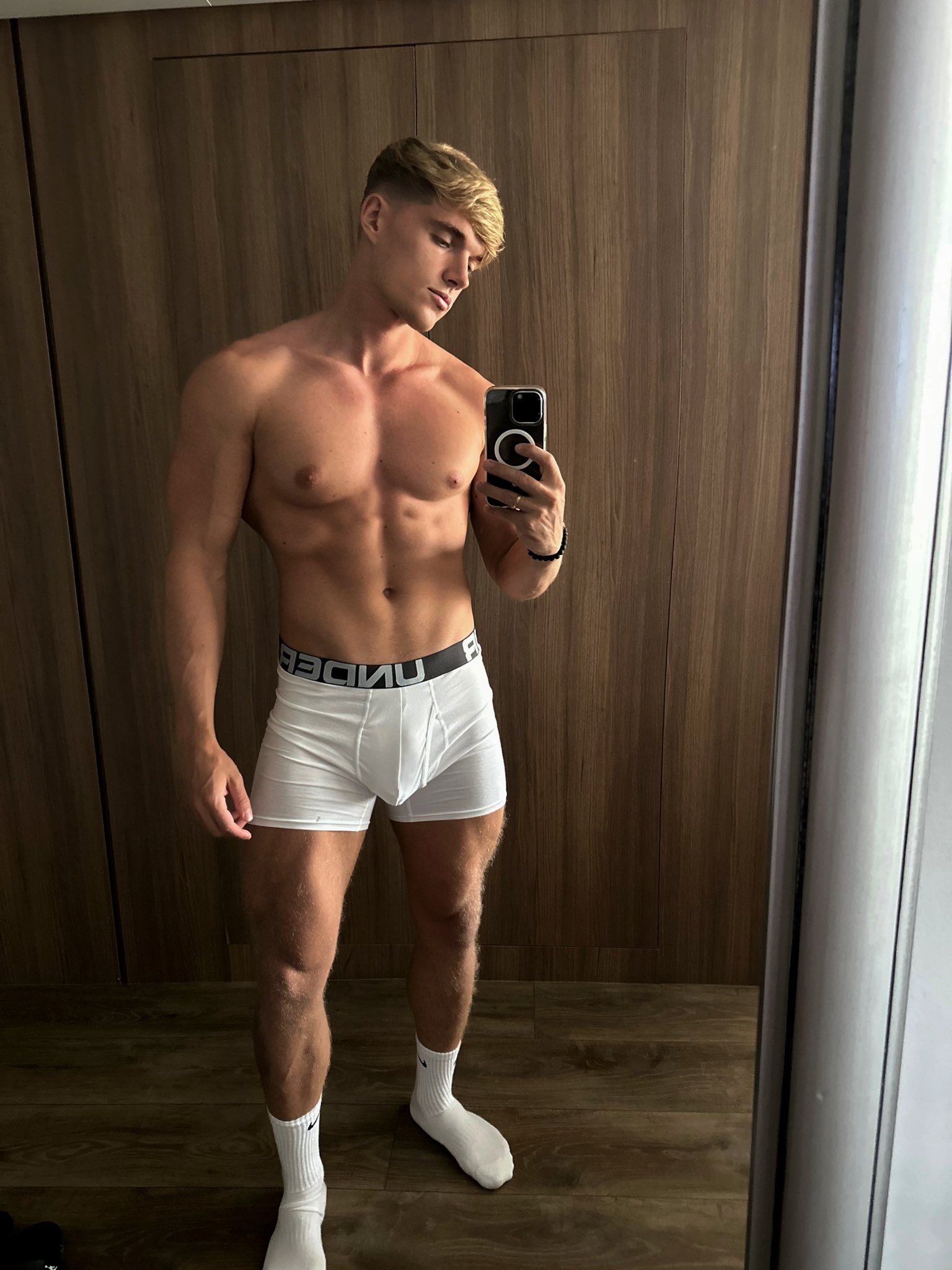 Paul Cassidy on Twitter: "Morning 😜 https://t.co/LlFpKuobLH" / Twitter