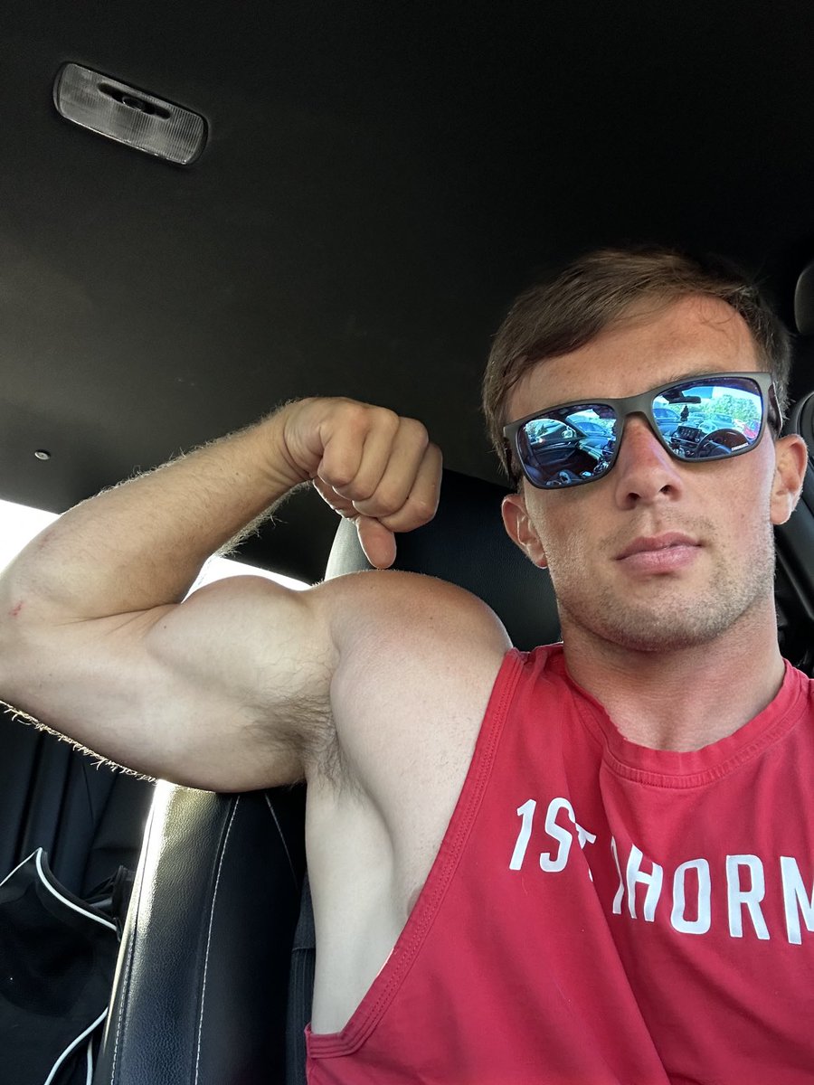 Alpha Axel on Twitter: "Pits and peaks 😈"