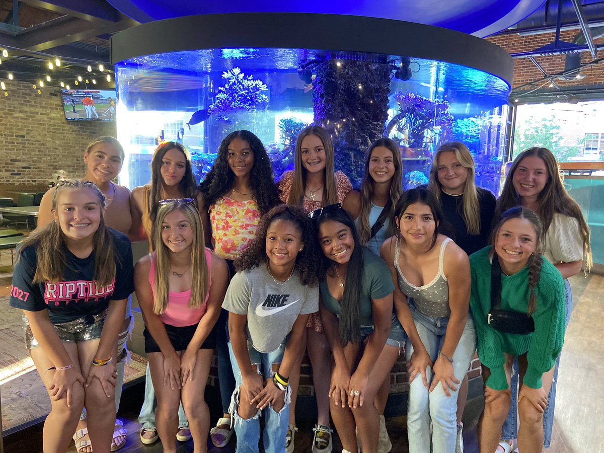 Texas Riptide 14U Cuyos on Twitter: "Team Dinner at Cherry Cricket"