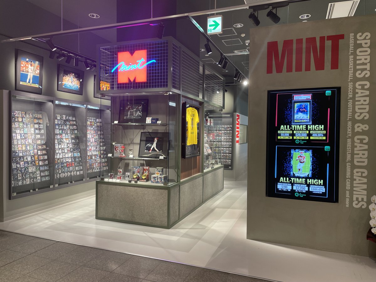 MINT LAB TOKYO on Twitter: "MINT LABでは専用の配信ブースで動画配信等も実施しています。 売り場から見えるようになっているので、営業時間中に配信の様子が見れる ...