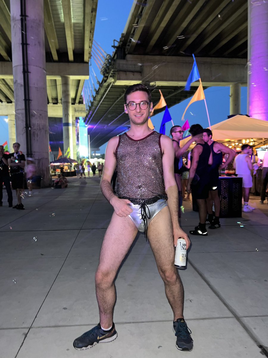 Noah Gold Nyc On Twitter I Loved My Pride Outfit ๐ณ๏ธโ๐๐ณ๏ธโโง๏ธ๐ณ๏ธโ๐