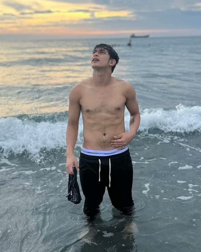 HotMenPhilippines™ on Twitter: "Miggy Tolentino @tmb_miggy #miggytolentino #hotmenphilippines # ...