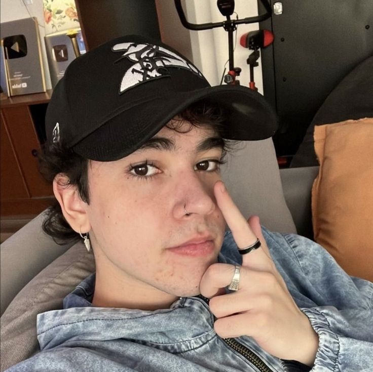 nubecum ★ on Twitter: "¡¡ BUSCO MUTUALS !! ★ hello, soy nube, quiero amigitos en twt de vdd ...